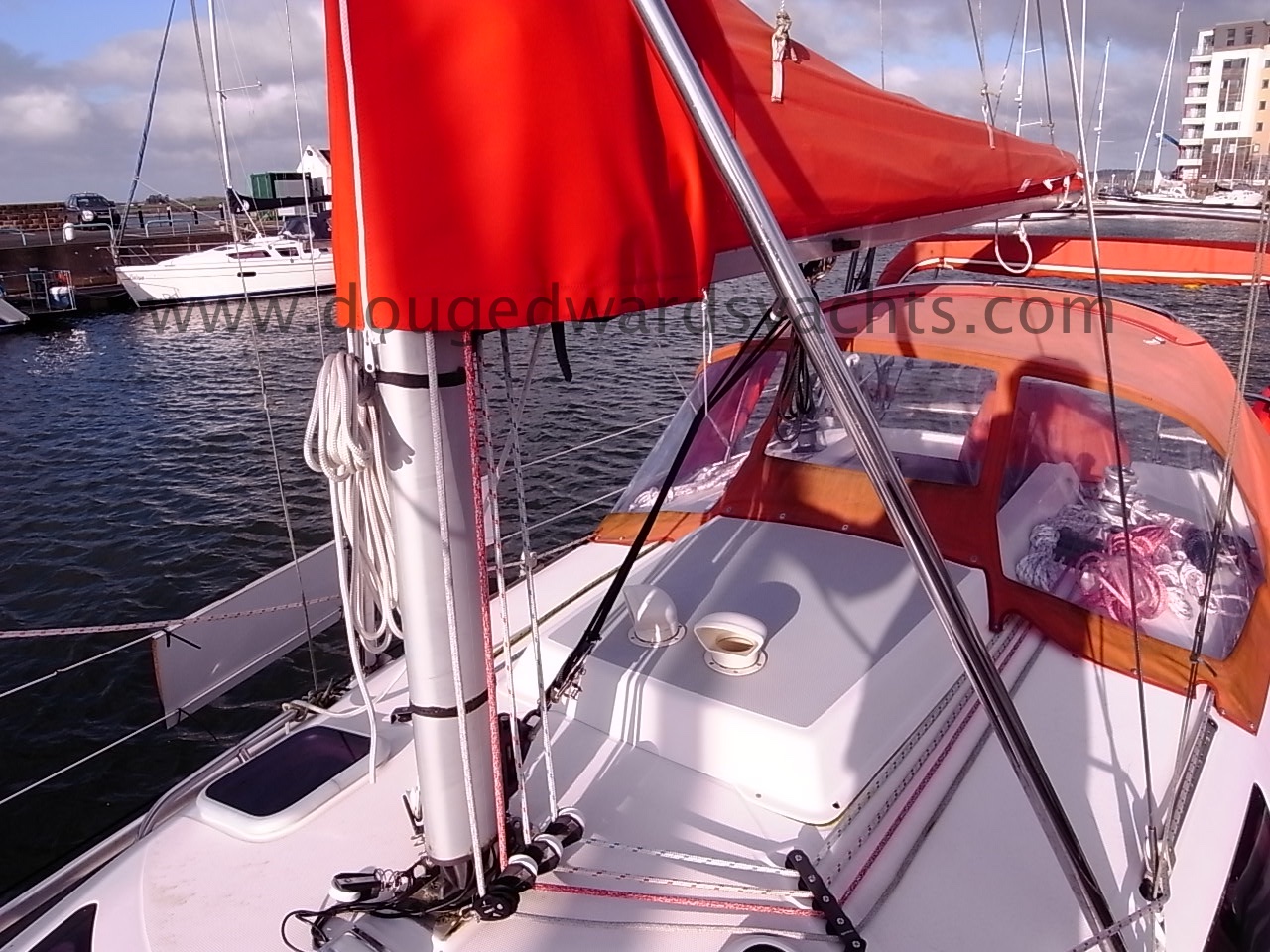 Hunter Legend 326 Bilge Keel – Doug Edwards Yachts