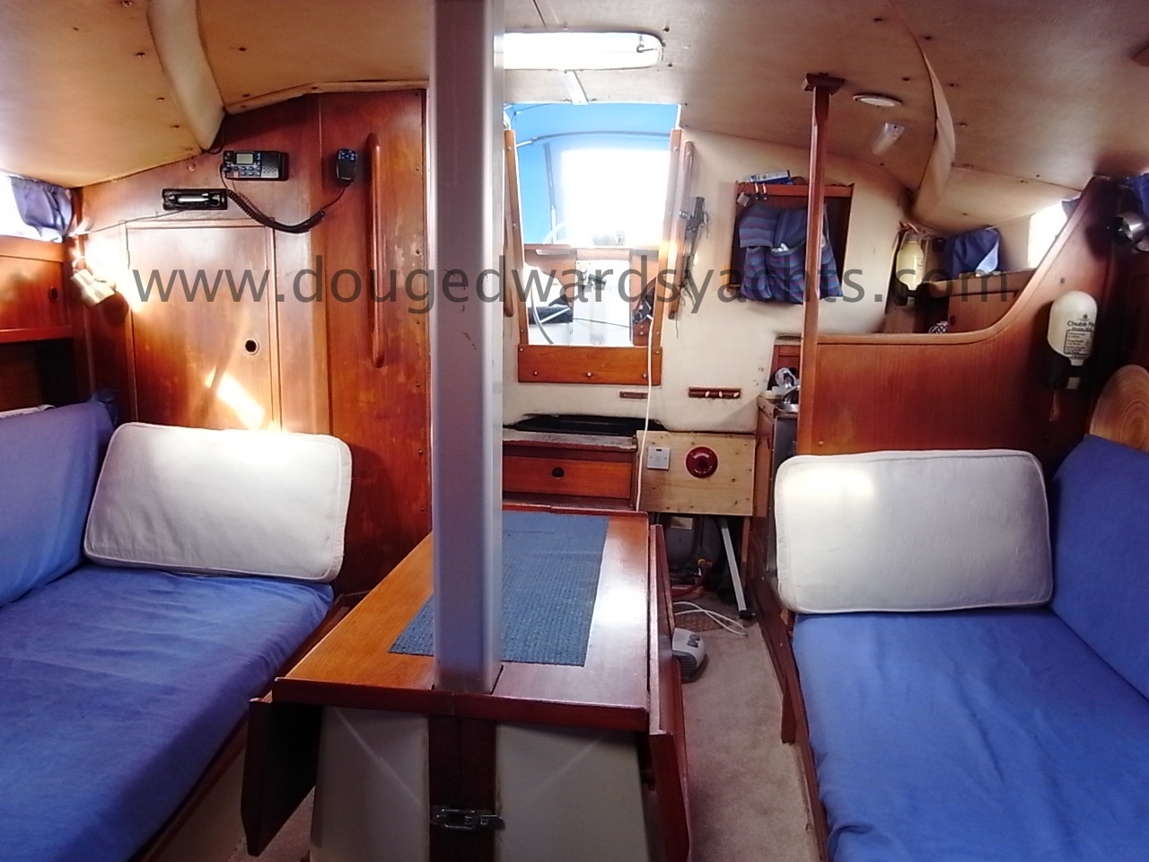 Maxi 95 Fin Keel – Doug Edwards Yachts
