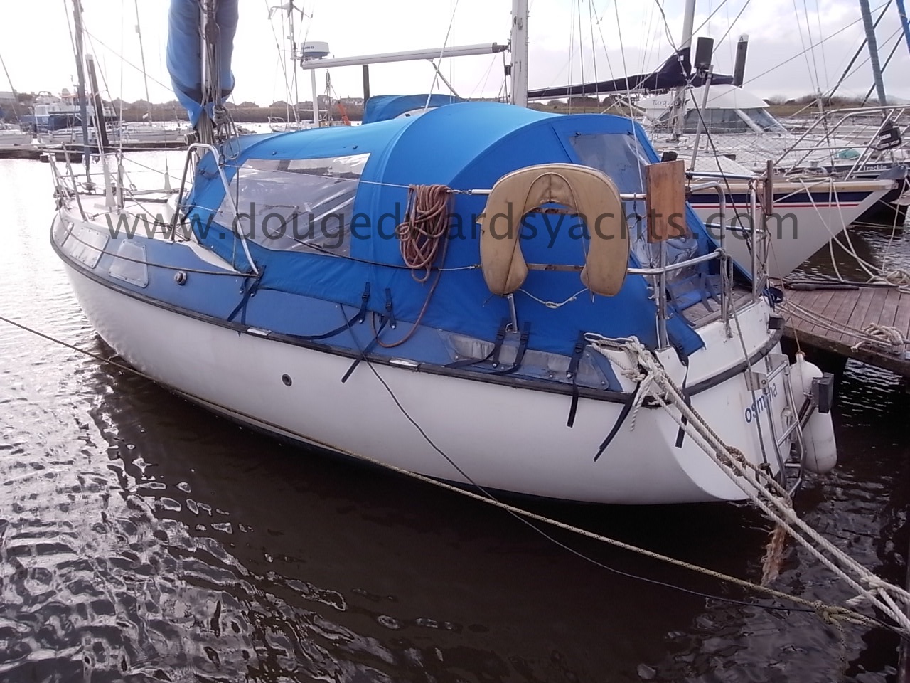 Maxi 95 Fin Keel – Doug Edwards Yachts