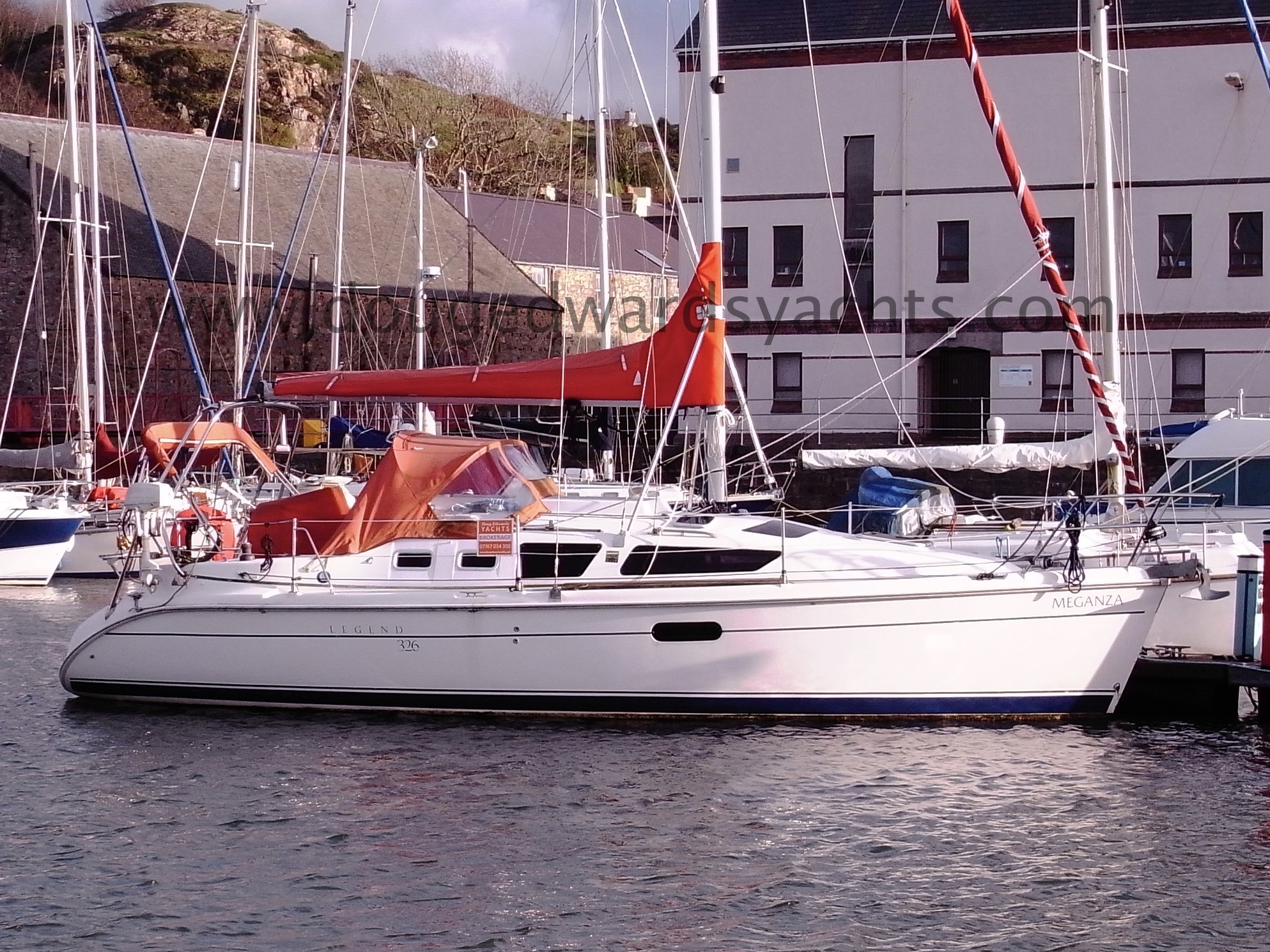 Hunter Legend 326 Bilge Keel – Doug Edwards Yachts