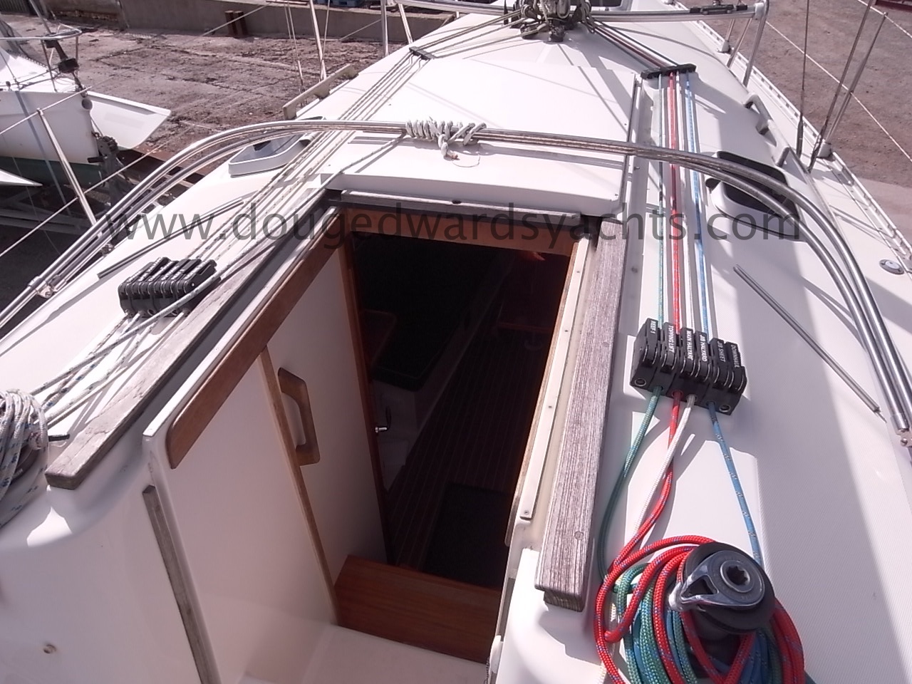 Hanse 311 Fin Keel – Doug Edwards Yachts