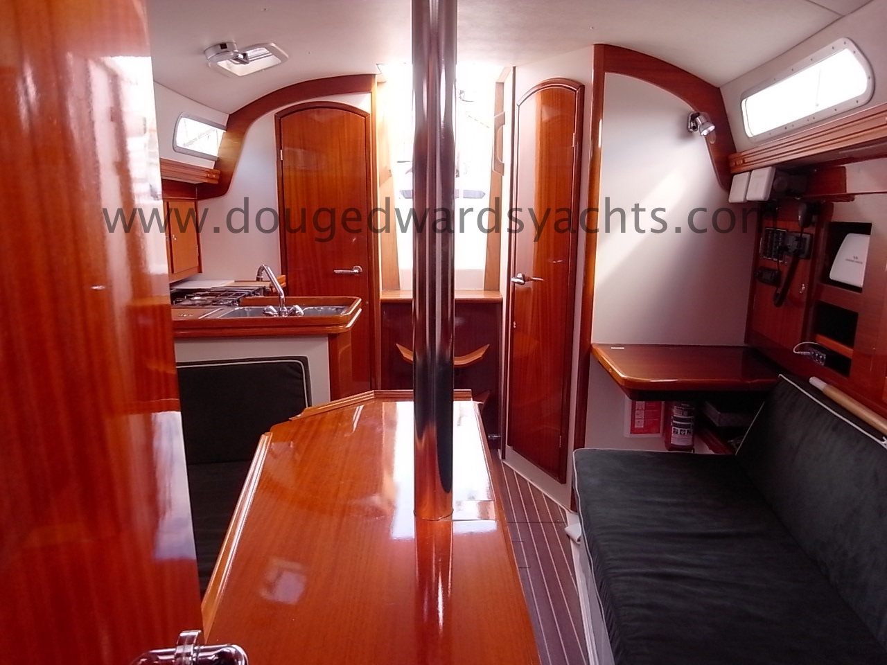 Hanse 311 Fin Keel – Doug Edwards Yachts