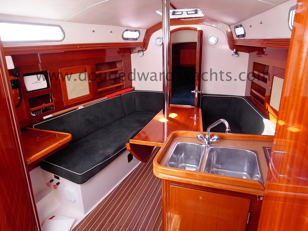 Hanse 311 Fin Keel – Doug Edwards Yachts