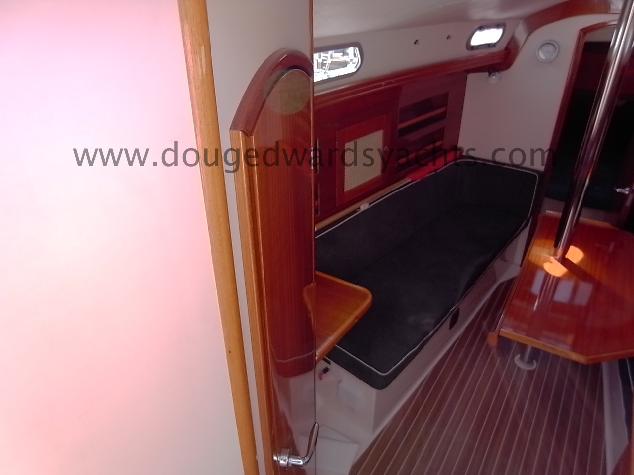 Hanse 311 Fin Keel – Doug Edwards Yachts