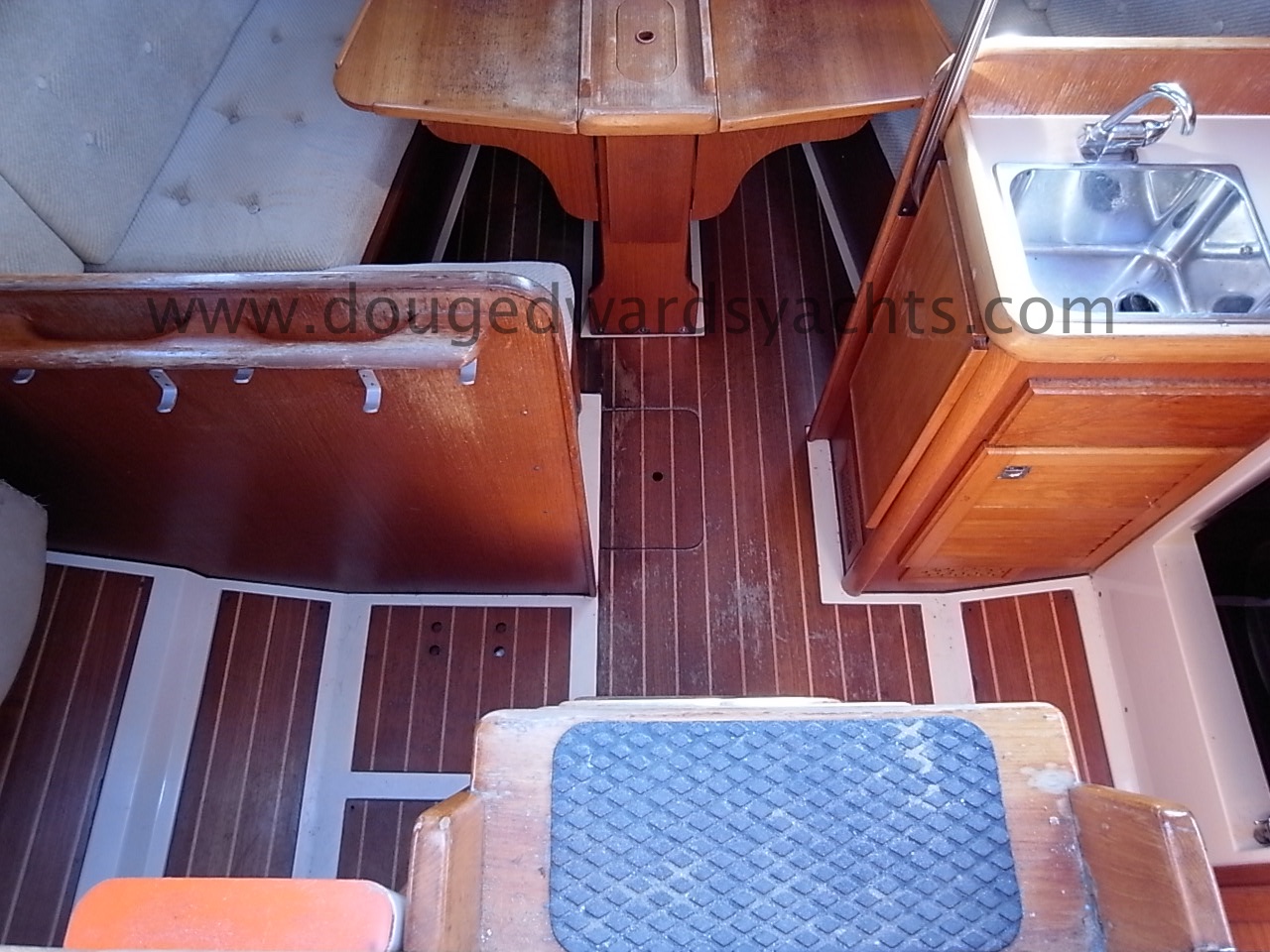 Westerly Tempest Bilge Keel – Doug Edwards Yachts