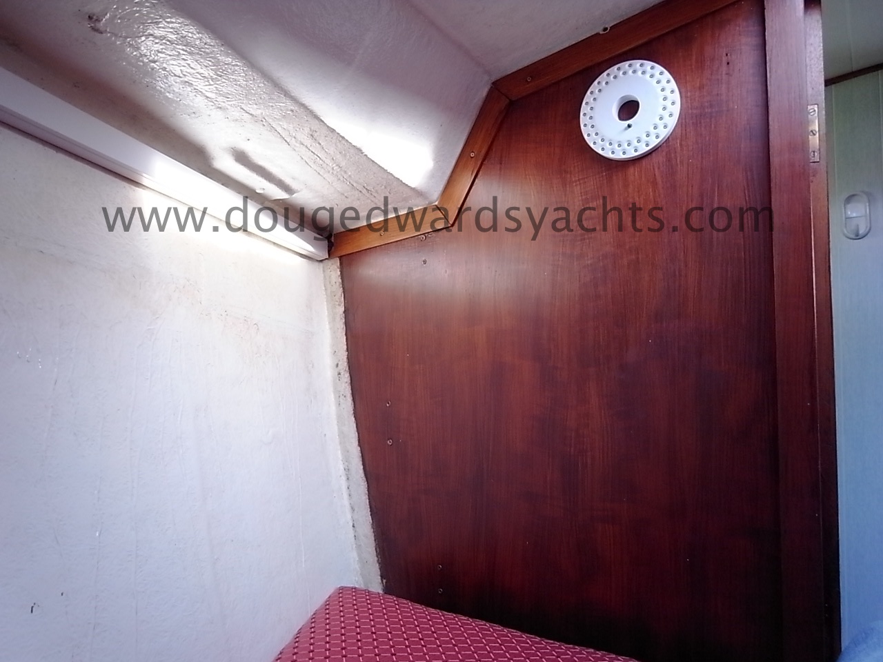 Cobra 850 Bilge Keel – Doug Edwards Yachts