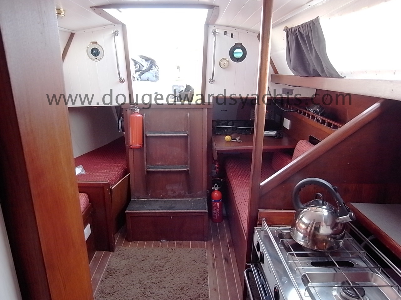 Cobra 850 Bilge Keel – Doug Edwards Yachts