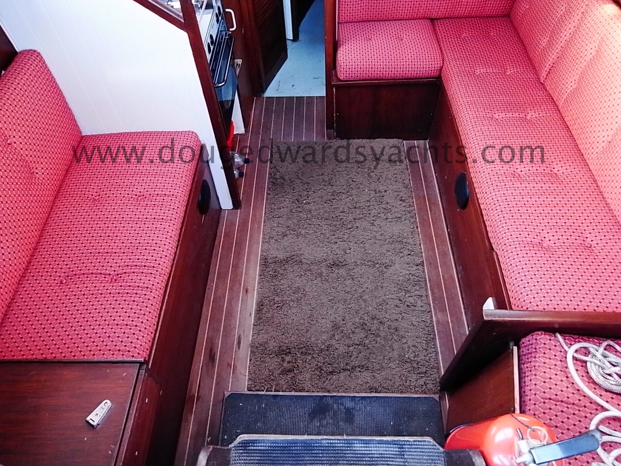Cobra 850 Bilge Keel – Doug Edwards Yachts
