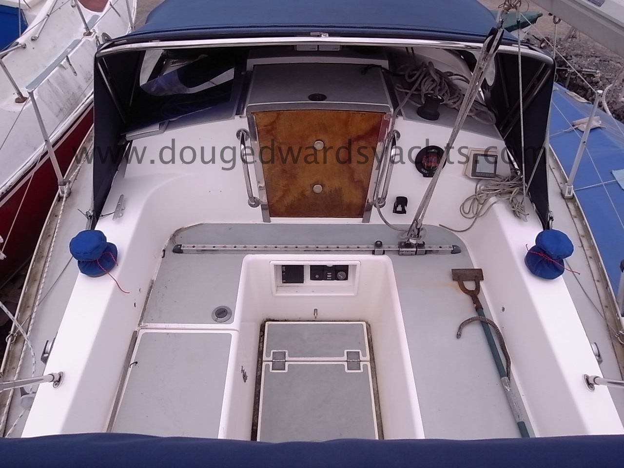 Moody 29 Bilge Keel – Doug Edwards Yachts