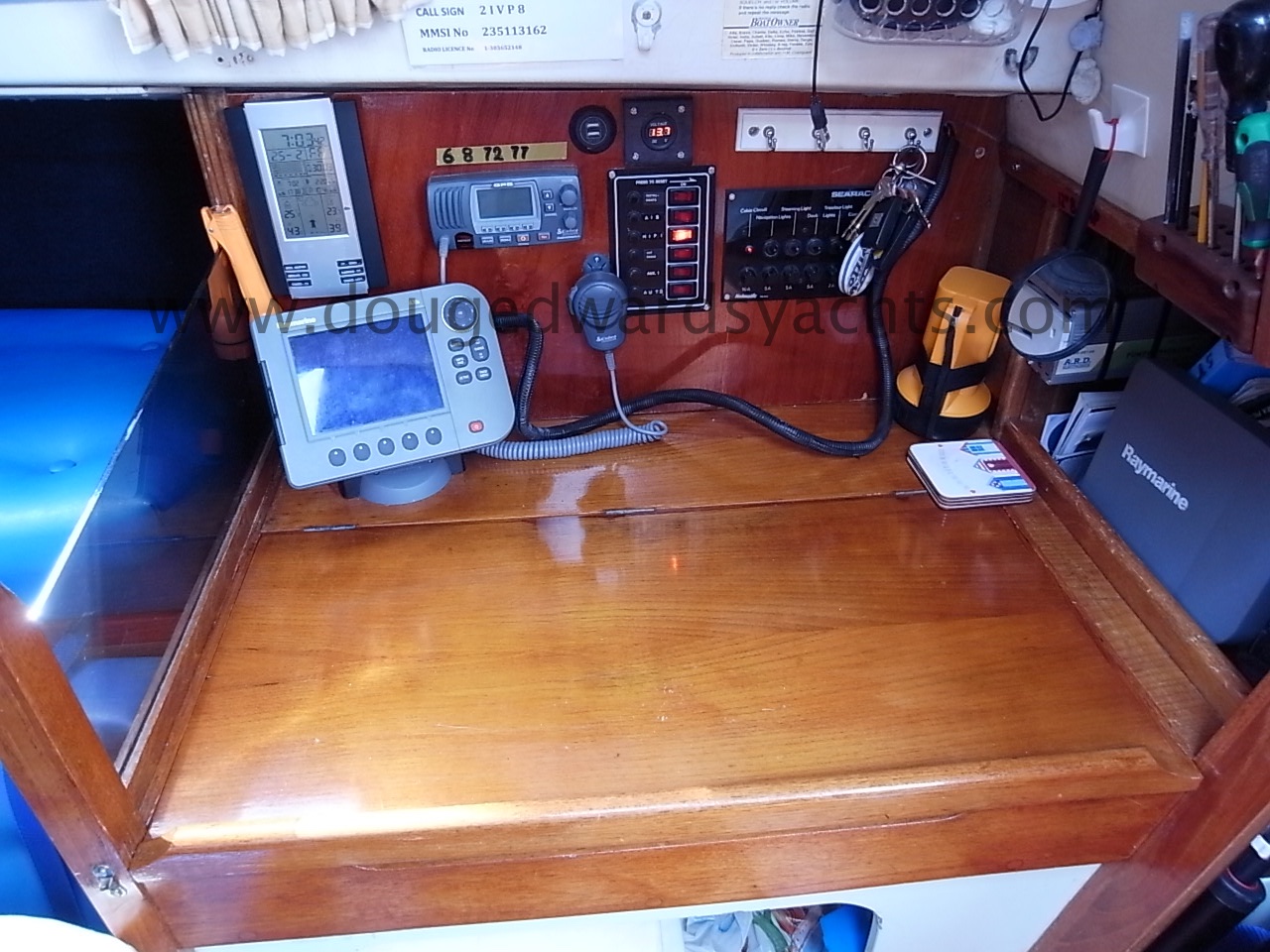 Halmatic 30 Long Keel – Doug Edwards Yachts