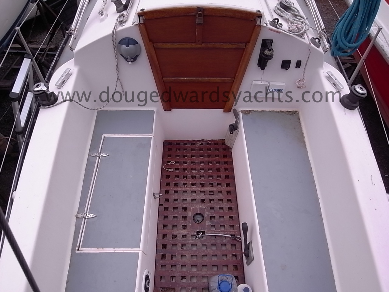 Sadler 25 Fin Keel – Doug Edwards Yachts