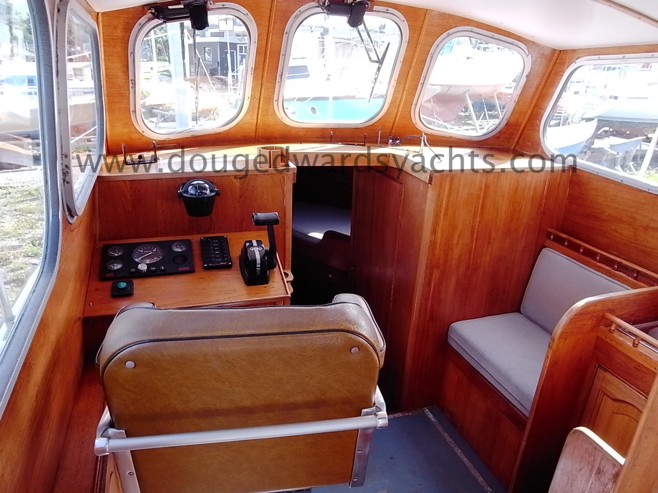 Cygnus DS25 Sea Angler – Doug Edwards Yachts