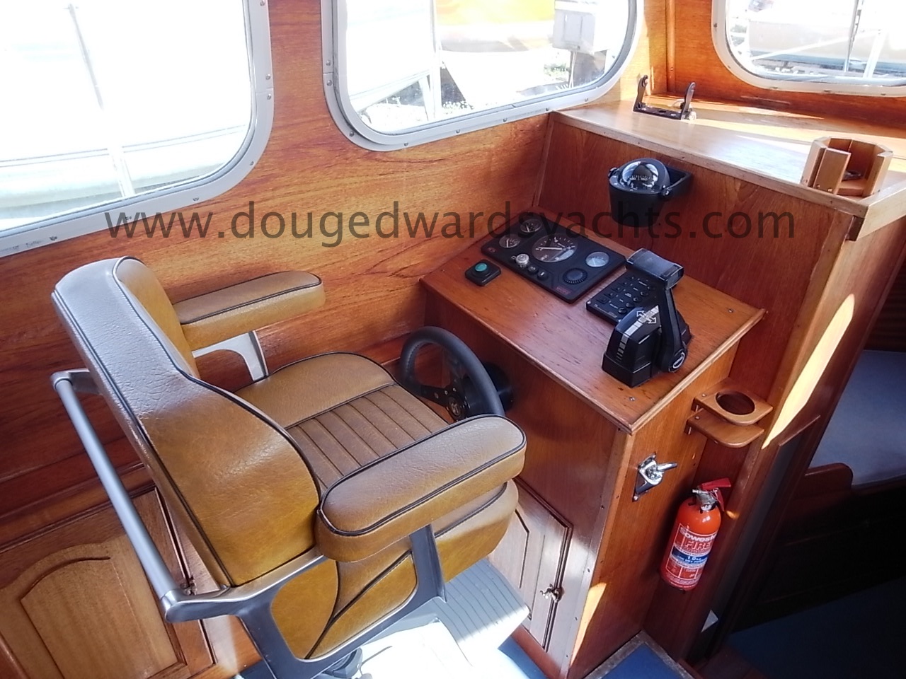 Cygnus DS25 Sea Angler – Doug Edwards Yachts