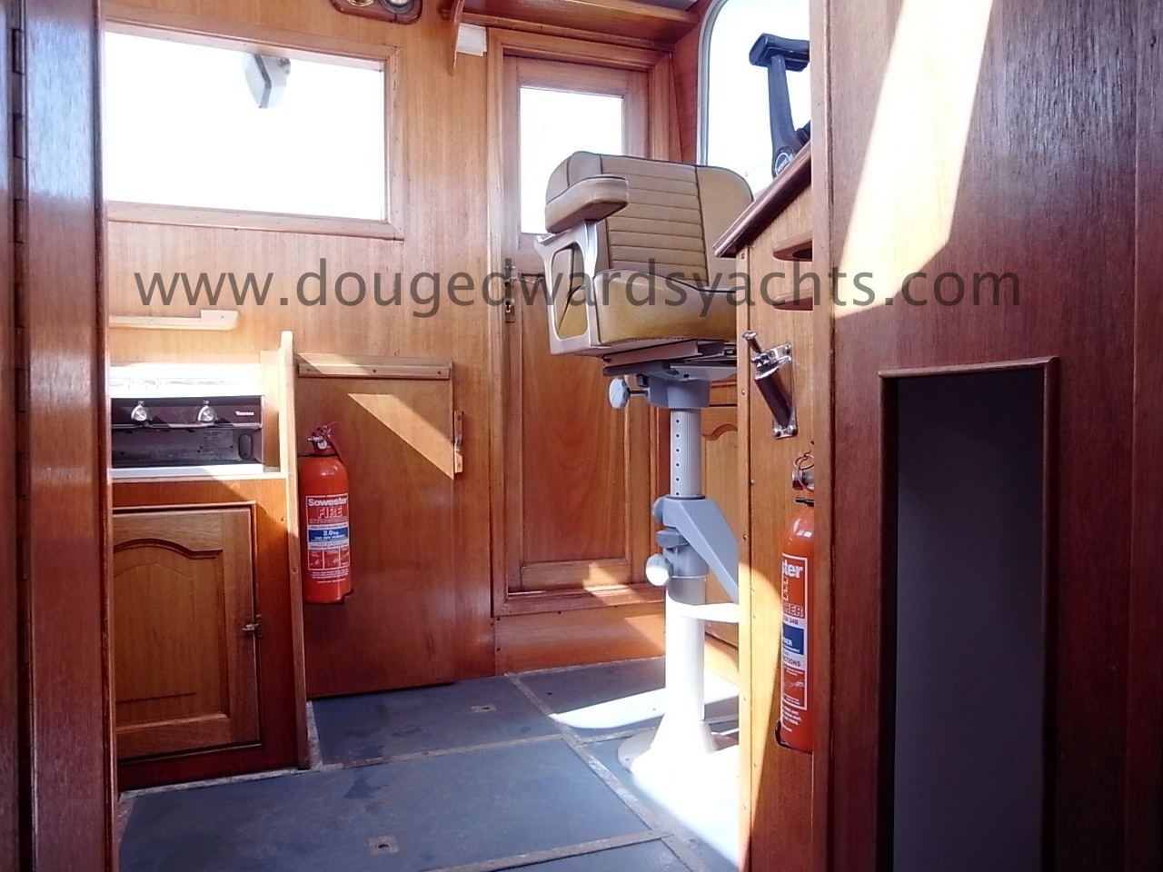 Cygnus DS25 Sea Angler – Doug Edwards Yachts