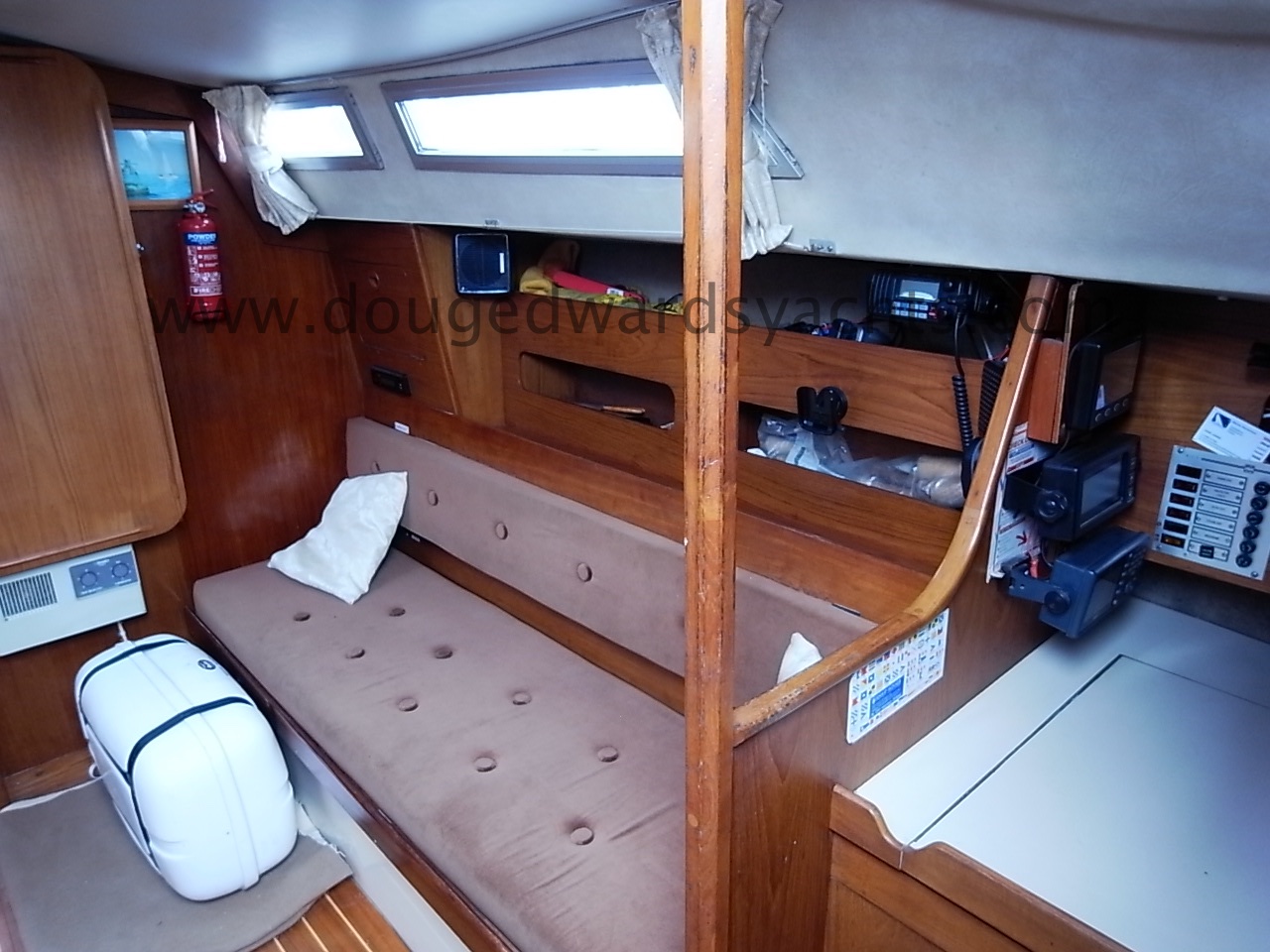 Moody 29 Bilge Keel – Doug Edwards Yachts