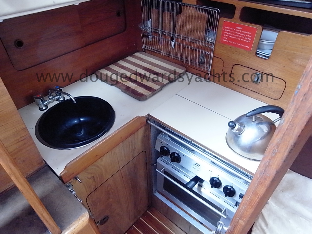 Moody 29 Bilge Keel – Doug Edwards Yachts