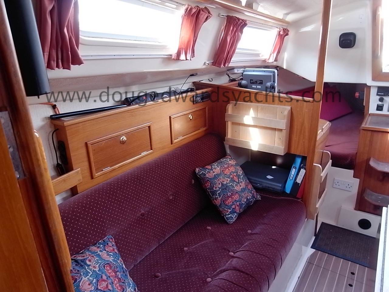 Sadler 29 Bilge Keel – Doug Edwards Yachts