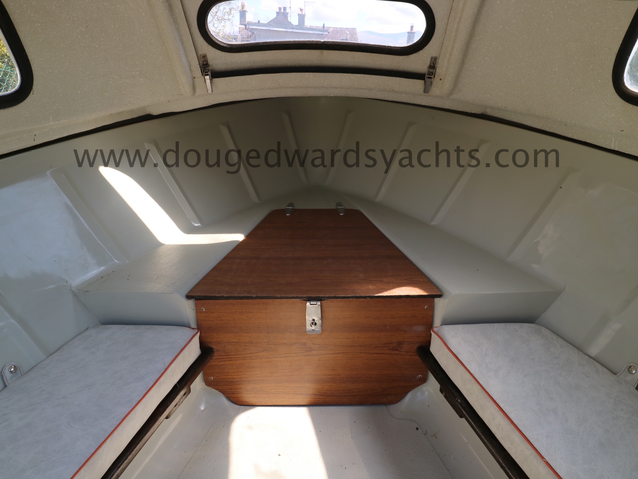 Bonwitco 449 Cuddy – Doug Edwards Yachts