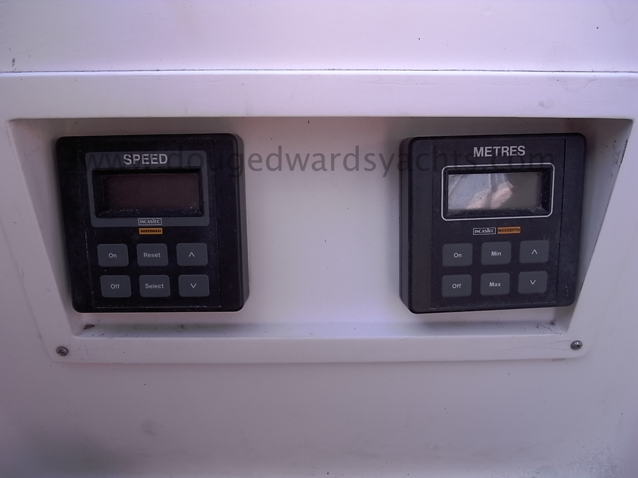 Mirage 2700 Bilge Keel – Doug Edwards Yachts