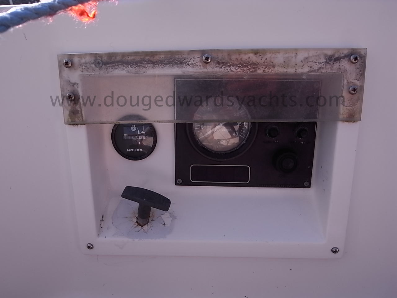 Mirage 2700 Bilge Keel – Doug Edwards Yachts