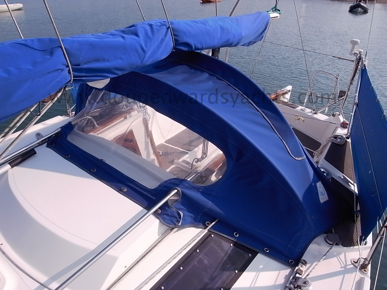 Mirage 2700 Bilge Keel – Doug Edwards Yachts