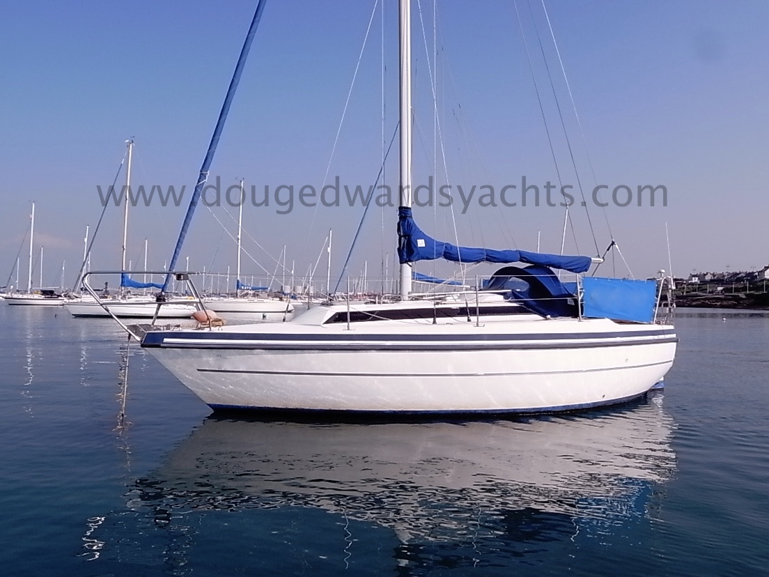 Mirage 2700 Bilge Keel – Doug Edwards Yachts