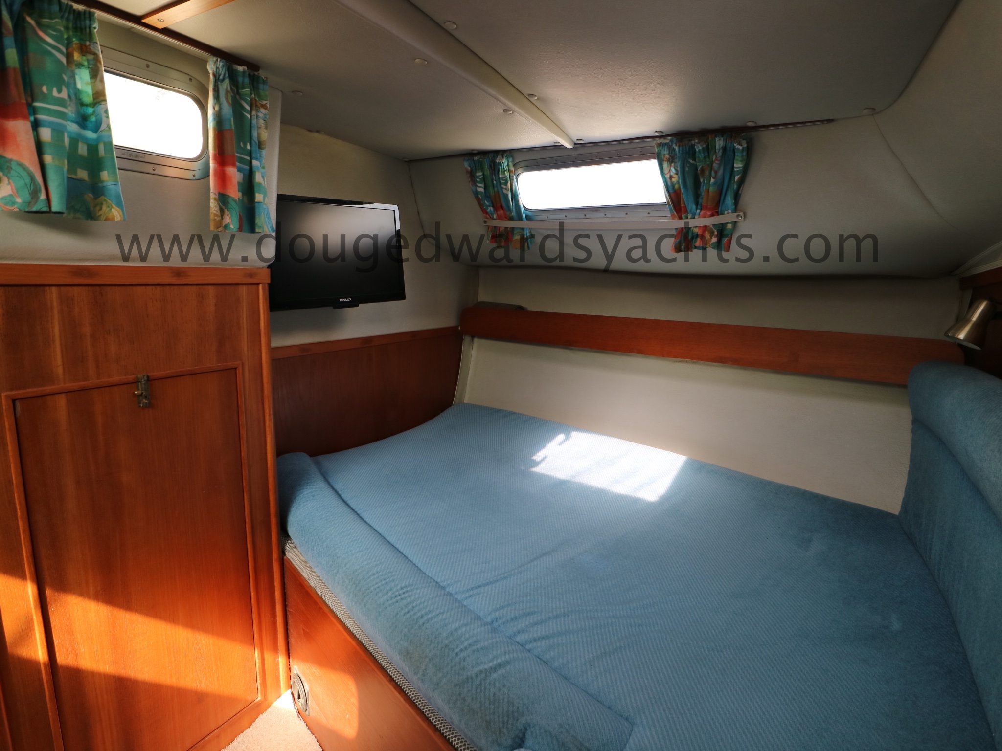 Westerly Seahawk 35 – Doug Edwards Yachts