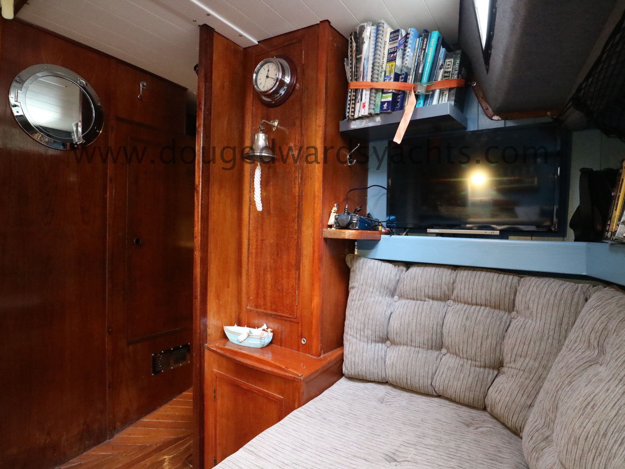 Colvic Victor 34 – Doug Edwards Yachts