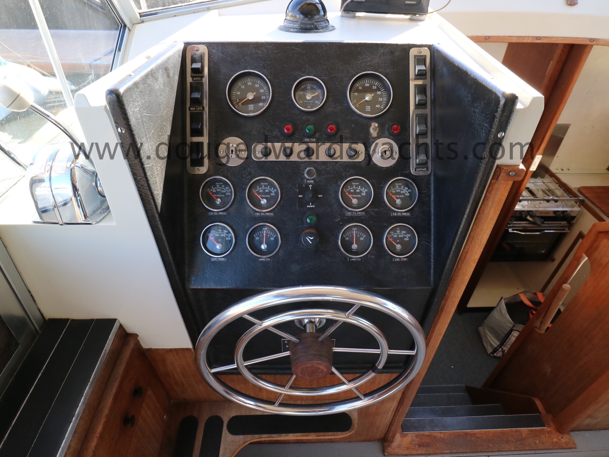 Broom 35 European – Doug Edwards Yachts