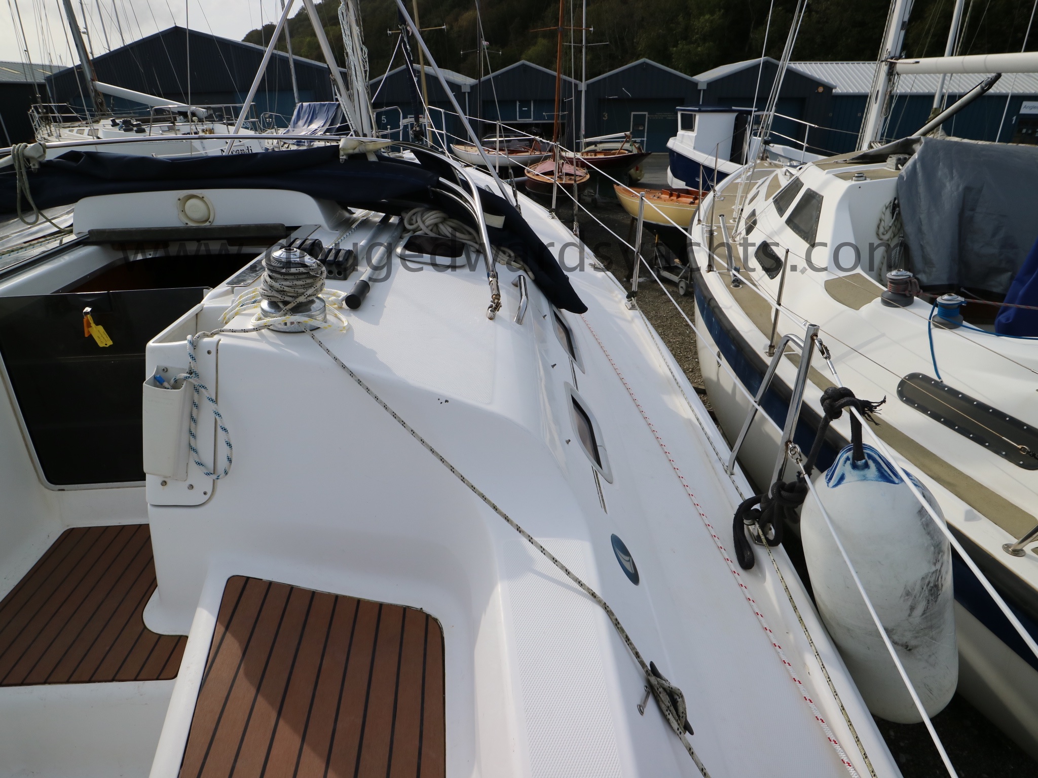 Hunter Legend 38 – Doug Edwards Yachts