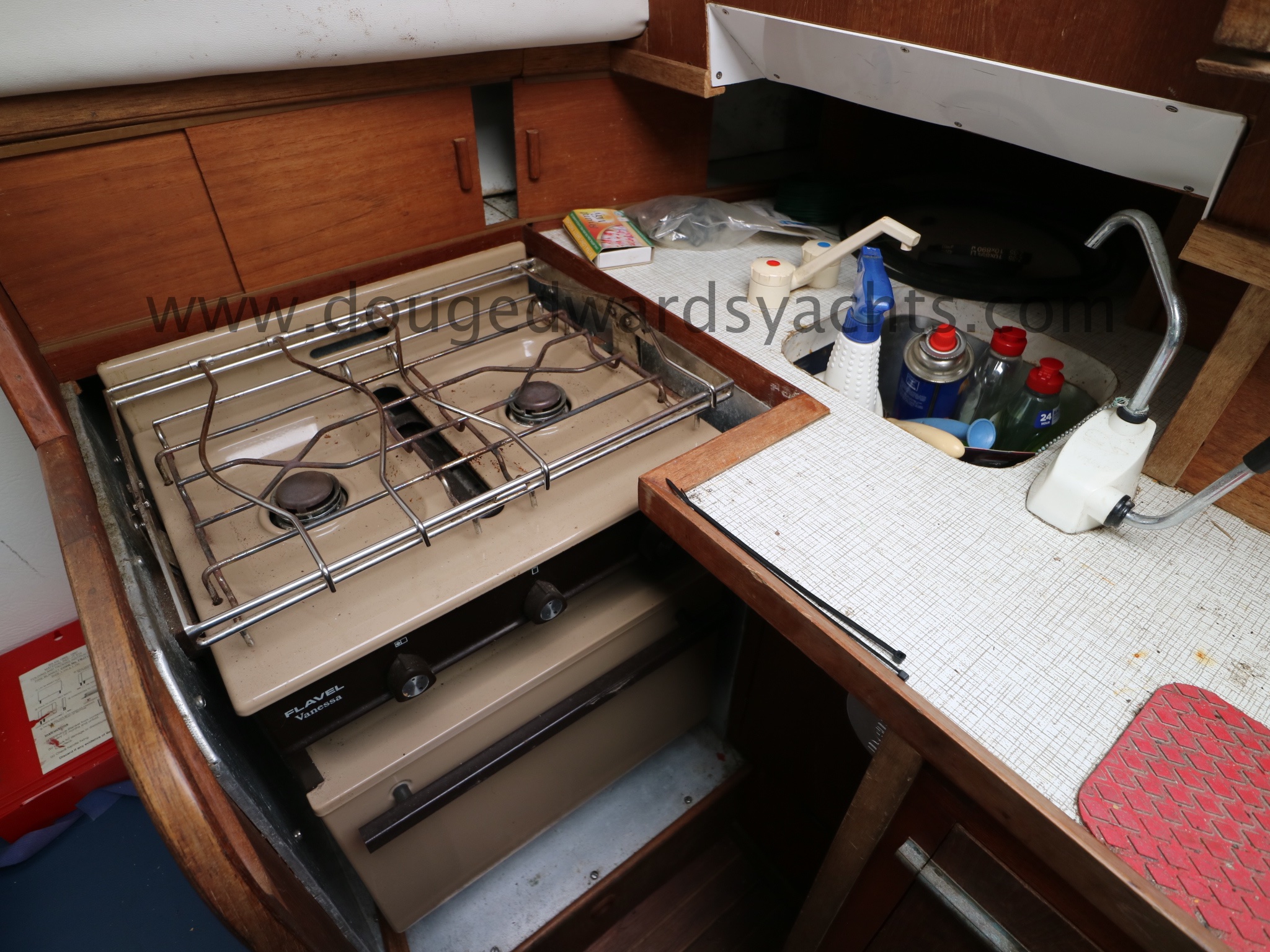 Snapdragon 747 – Doug Edwards Yachts