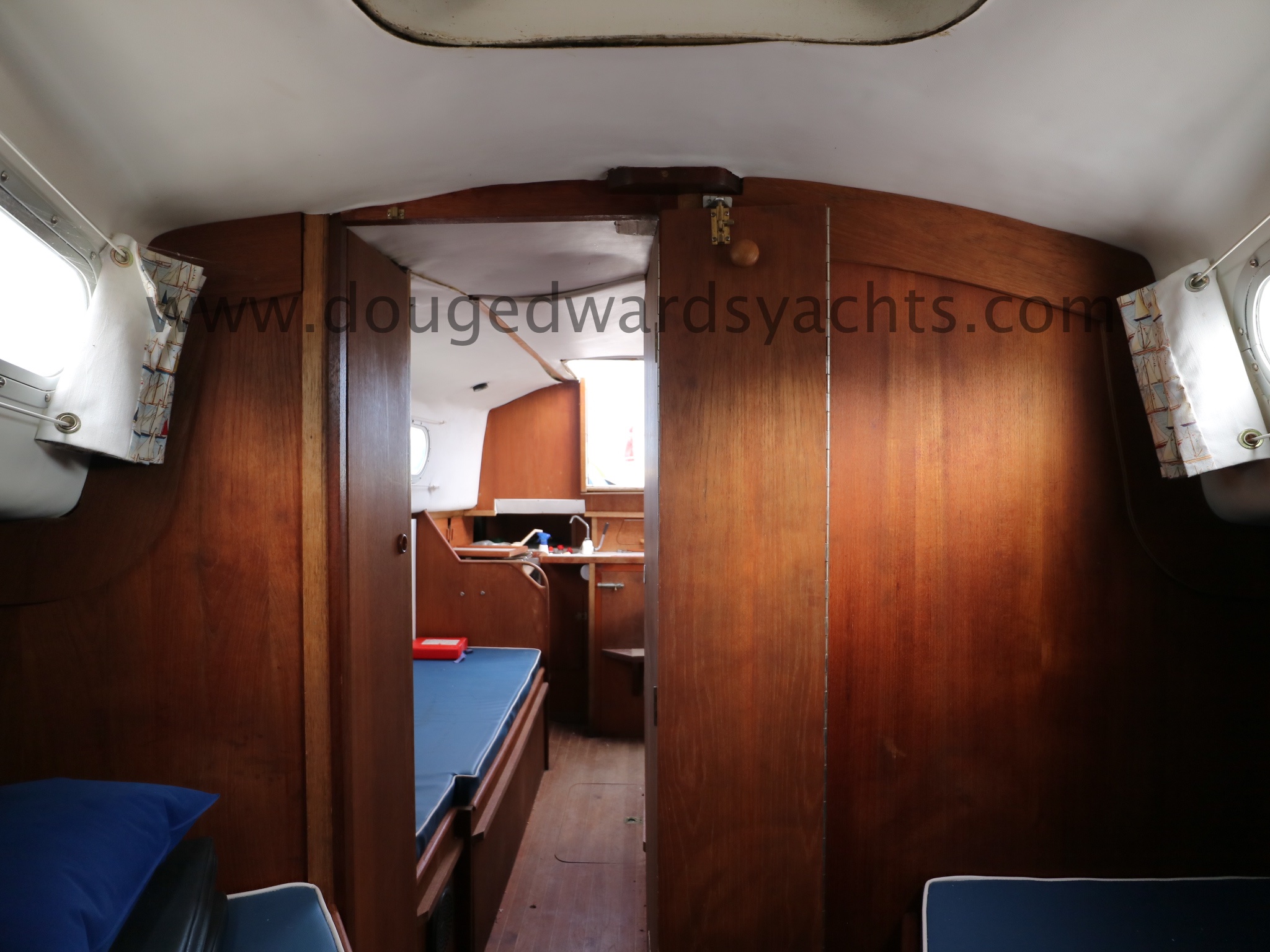 Snapdragon 747 – Doug Edwards Yachts