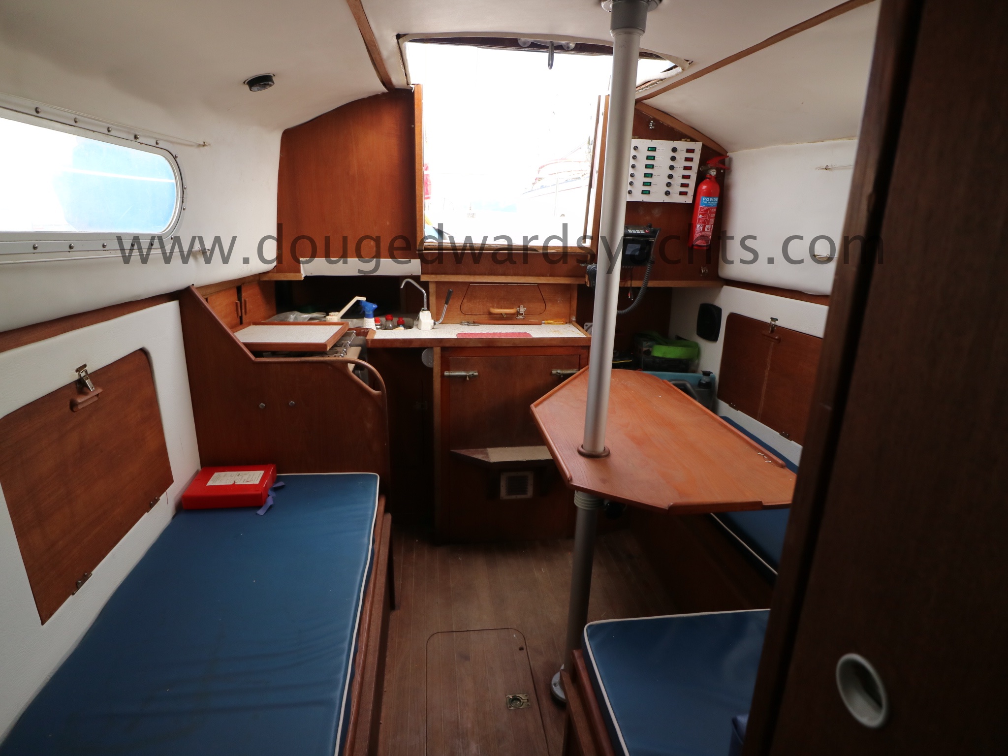 Snapdragon 747 – Doug Edwards Yachts