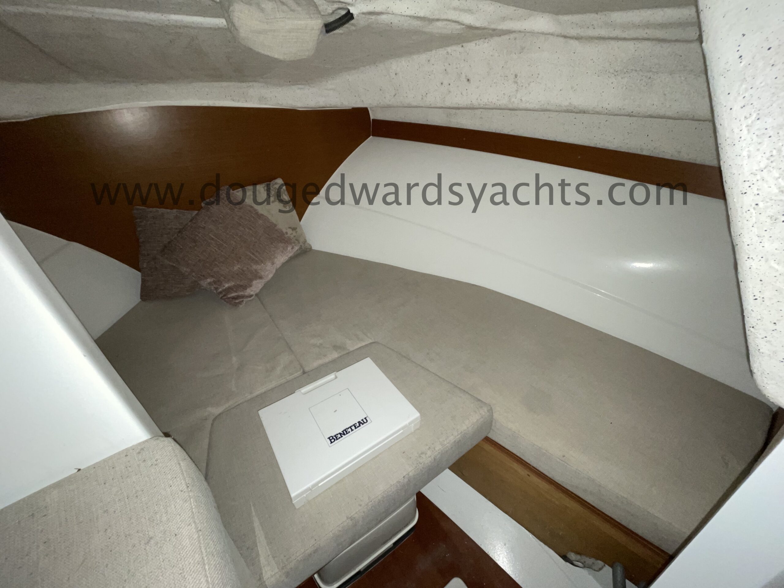 Beneteau Antares 5.80 – Doug Edwards Yachts
